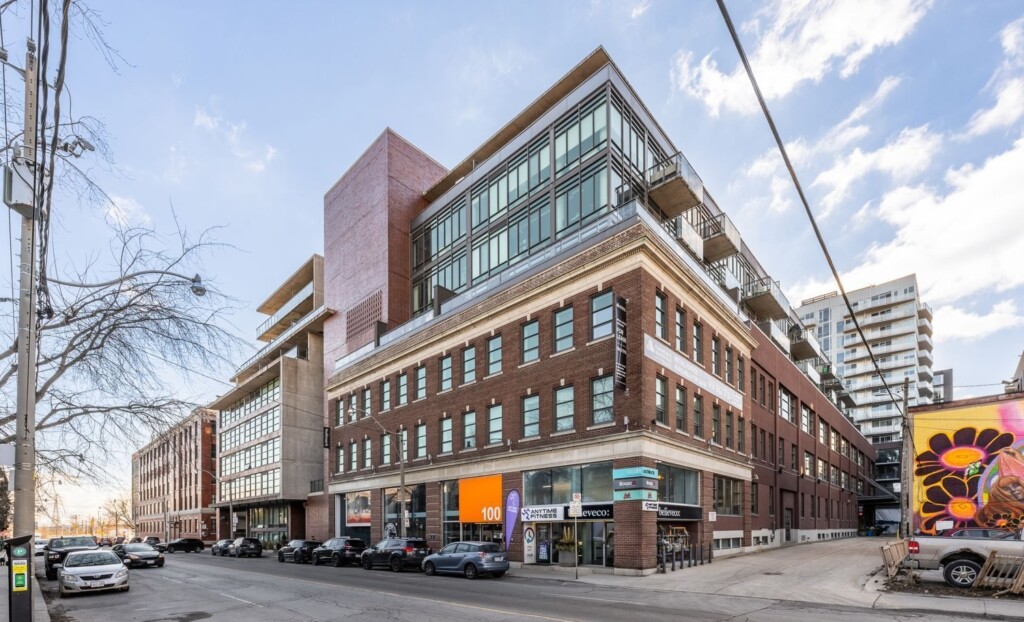 Hundreds of the Source Locations To Close After Deal With Best Buy ...